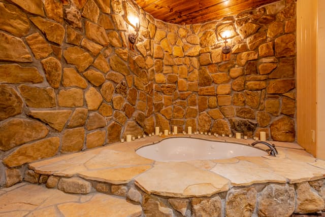 Lodging at Cabins near Hochatown Beavers Bend & Broken Bow Oklahoma